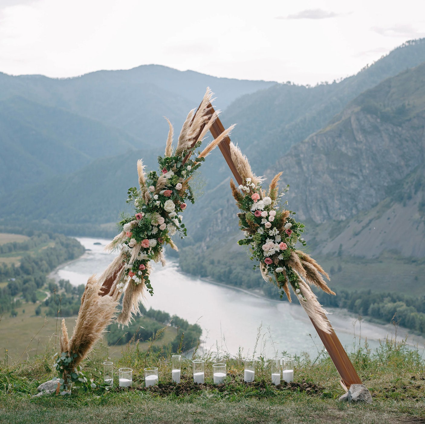 10 FT. Triangle Wooden Wedding Arch Backdrop - ELAN BAZAAR